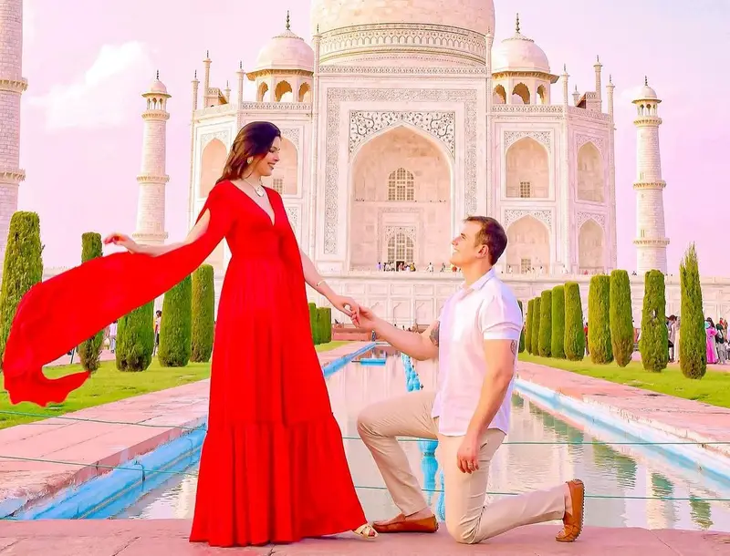 Delegado Matheus Zanatta curte férias com esposa Ana Letícia na Índia ...