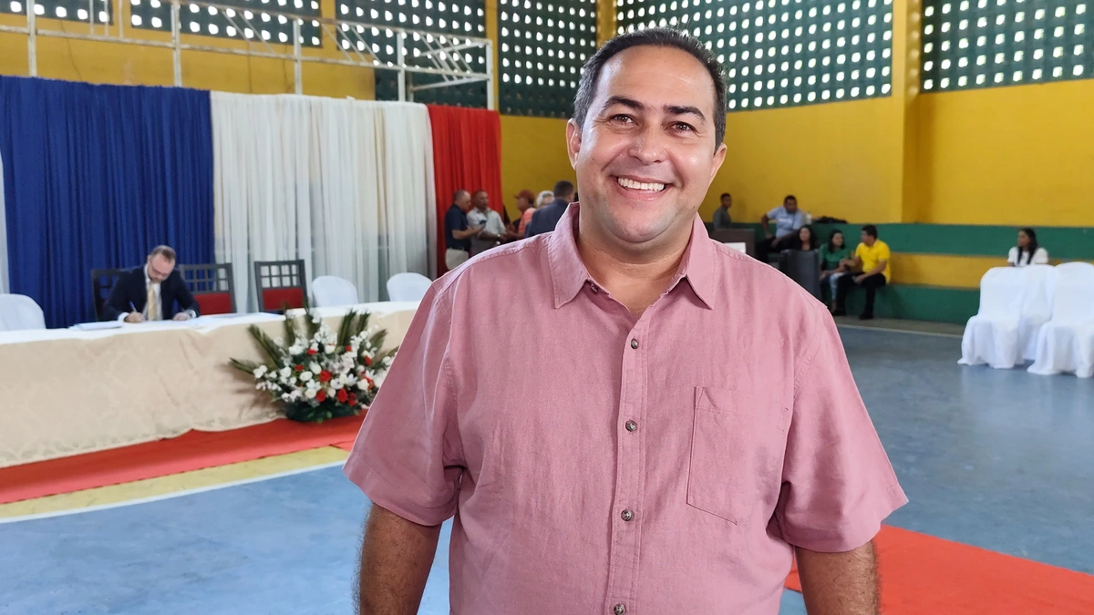 Prefeito, vice e vereadores eleitos de Campo Largo do Piauí são diplomados | Conecta Piauí