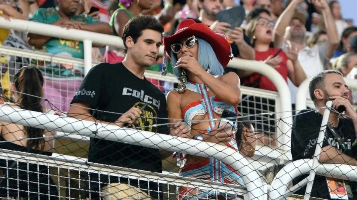 Nicolas Prattes assume namoro com Sabrina Sato: 'É o amor' | Conecta Piauí