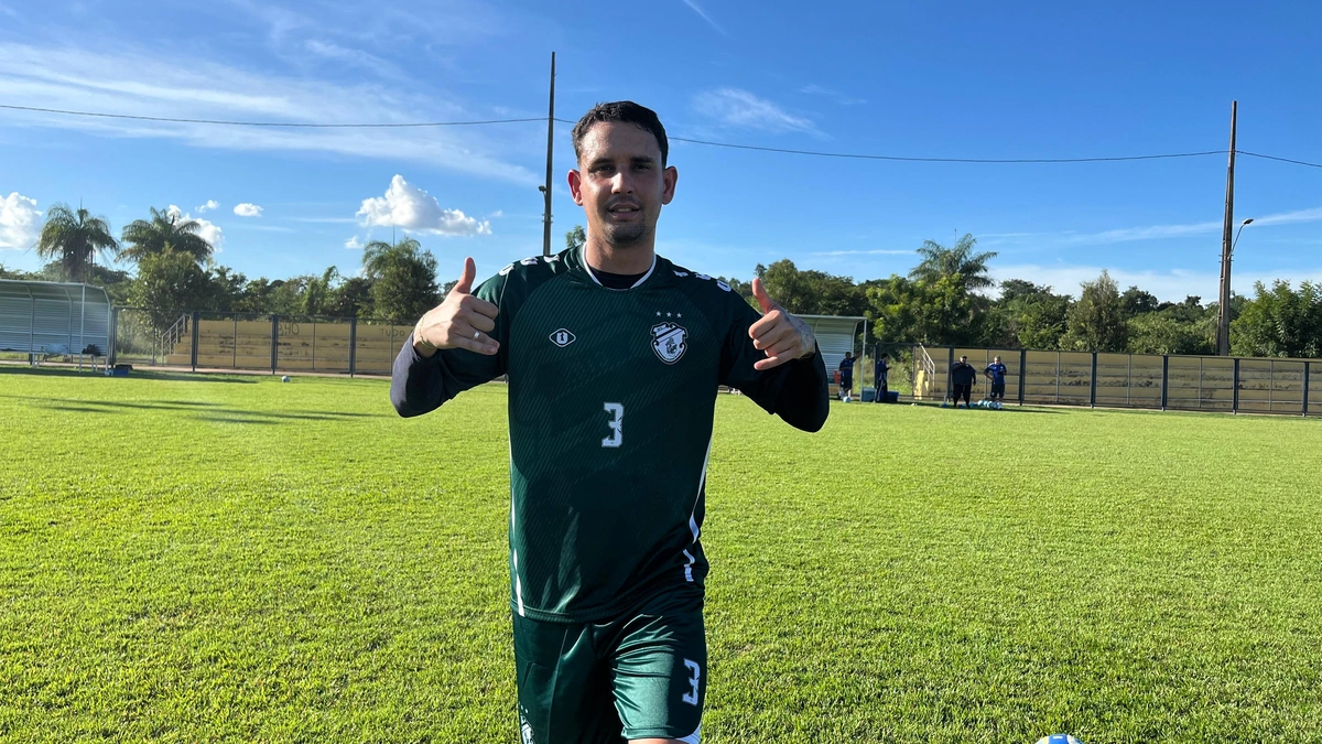 De volta! Arlan treina com a equipe do Altos-PI, mas o retorno ainda ...