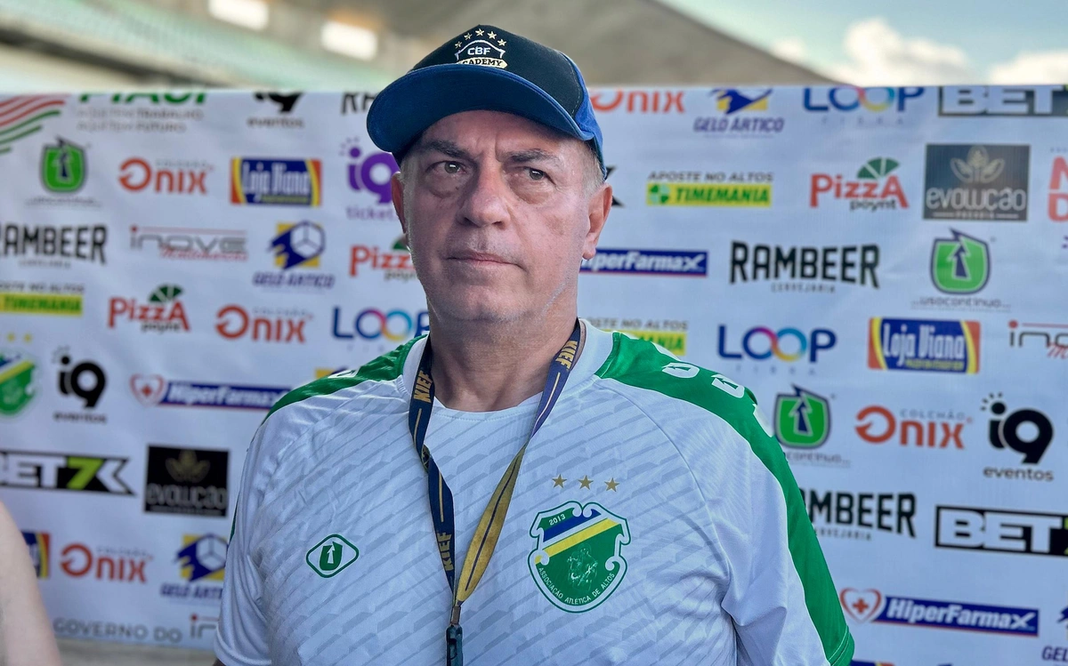 'O clube sente, os atletas sentem', comenta Rogério sobre saída de ...